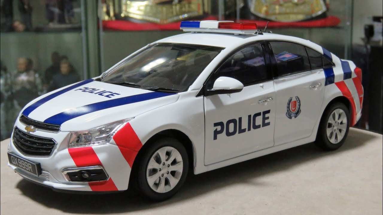 POLWEL 1/18 Singapore Police Force FRC Chevrolet Cruze LS QX999R - YouTube