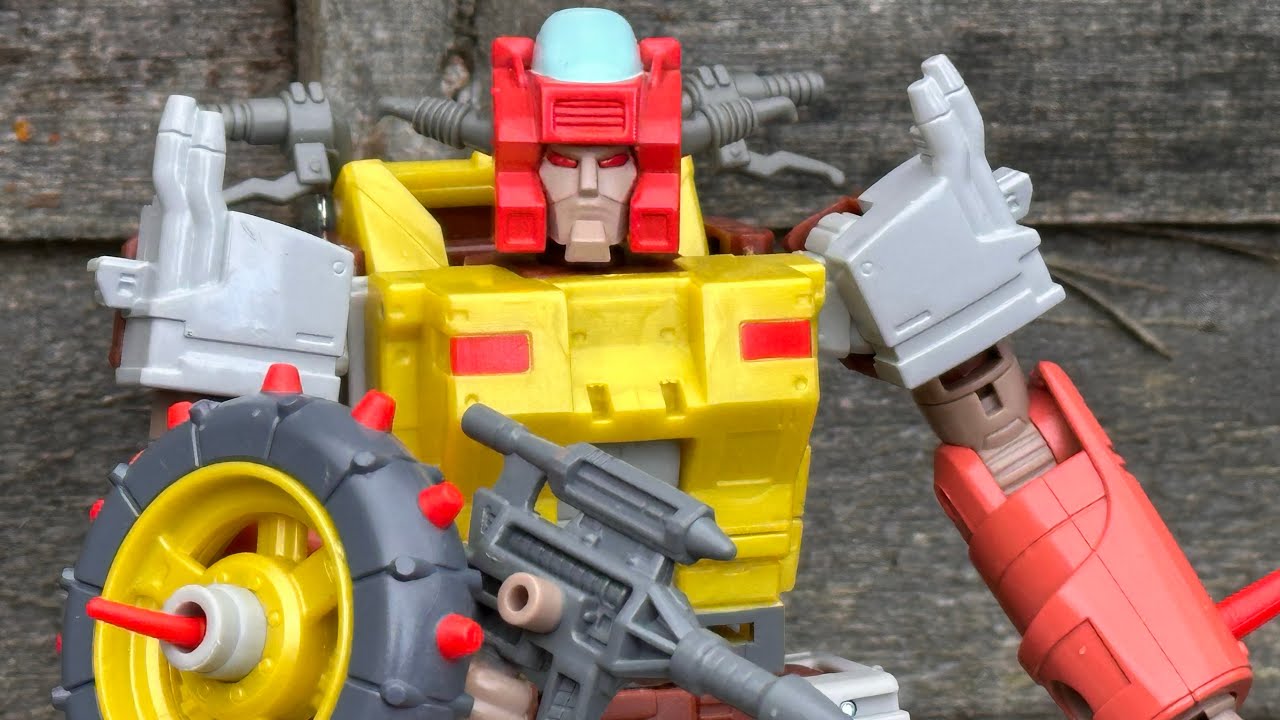 Transformers: Studio Series 86-24 Junkion Scrapheap - YouTube