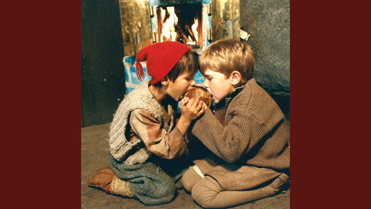 Nils Karlsson-Pyssling flyttar in (Del 1) - YouTube Music