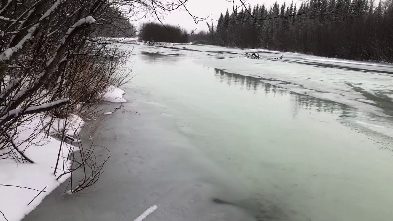 Overflow with current - YouTube