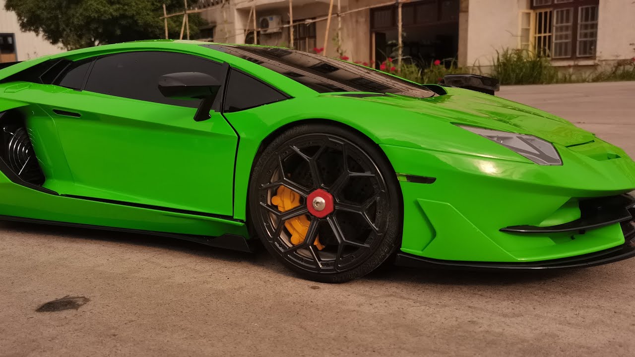 Use the CHUANQI V12 engine model to hand-build a Lamborghini SVJ 1/5 RC ...