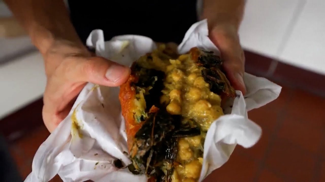 Feel Good Moment - Mark Weins' TT Food Tour - YouTube