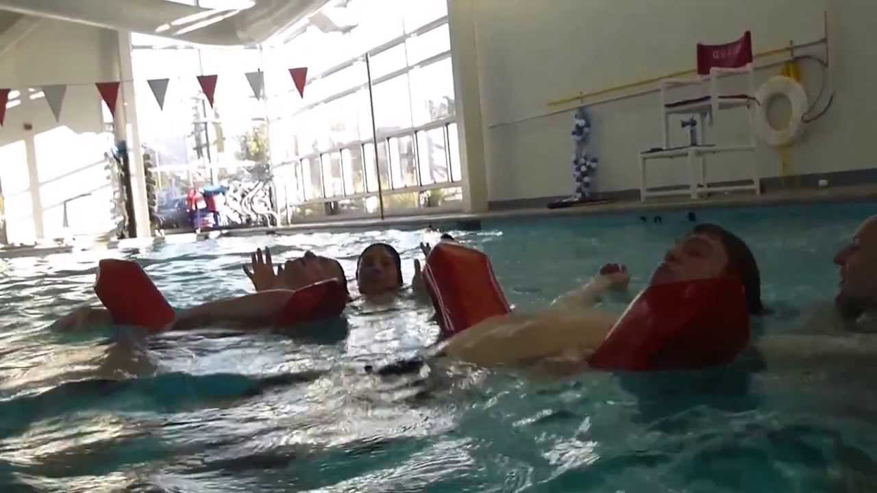 Lifeguarding Drill: Mid-Depth Face-up Victim, Facing Away, 1 Rescuer ...