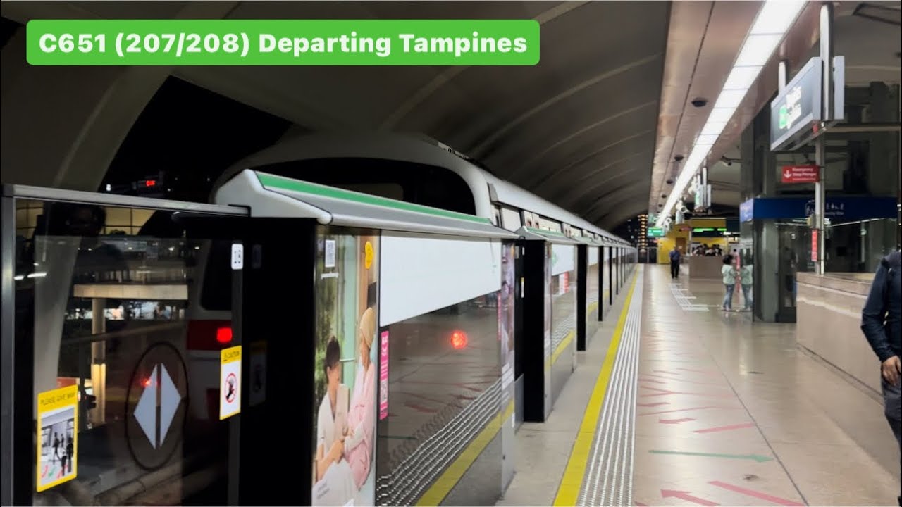 [SMRT] C651 (207/208) departing Tampines(1) - YouTube
