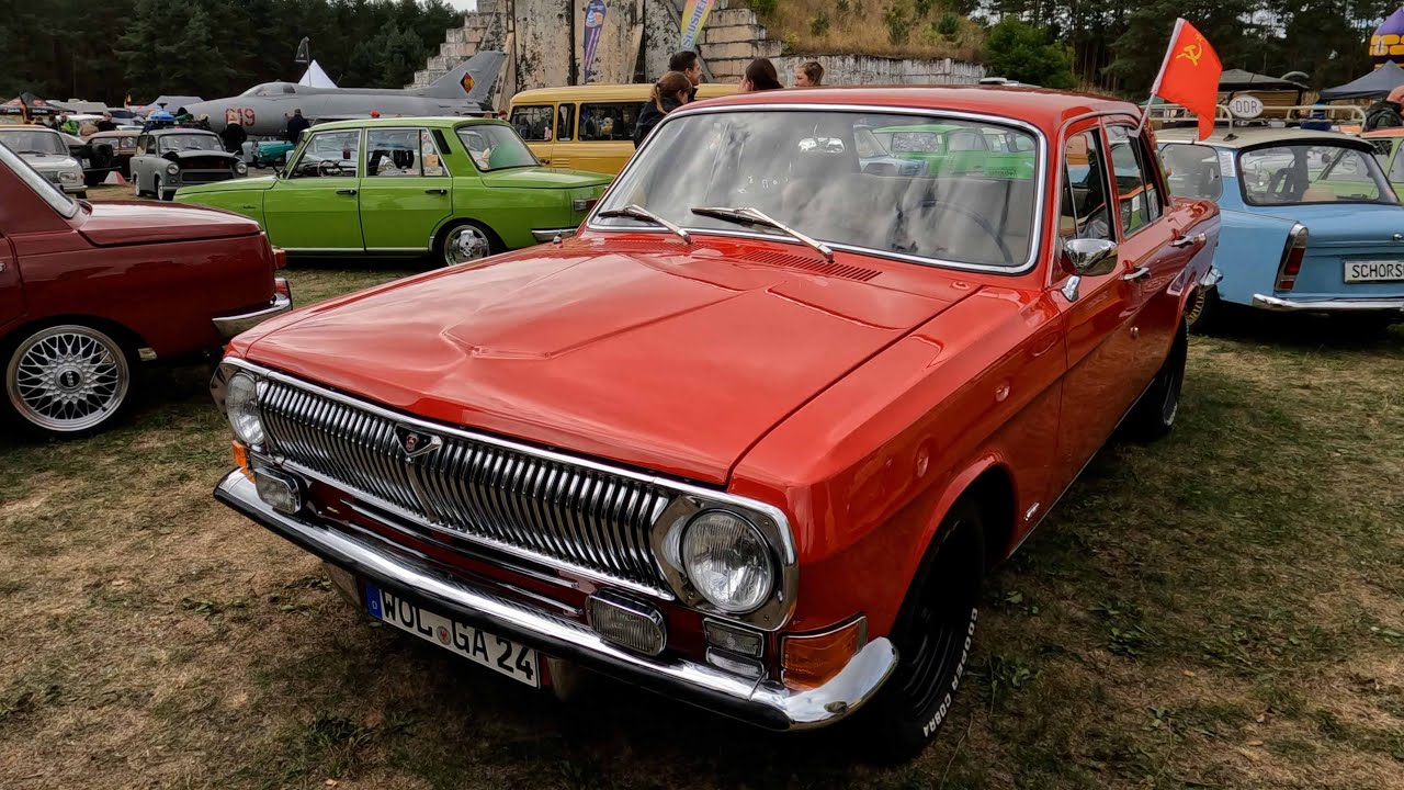 Soviet - Russia GAZ-24 "Volga" | Exterior and Interior Walkaround - YouTube