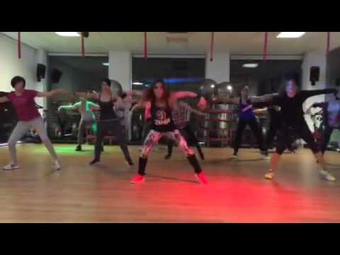 zumba carnaval (zumba brazil) warm up - YouTube