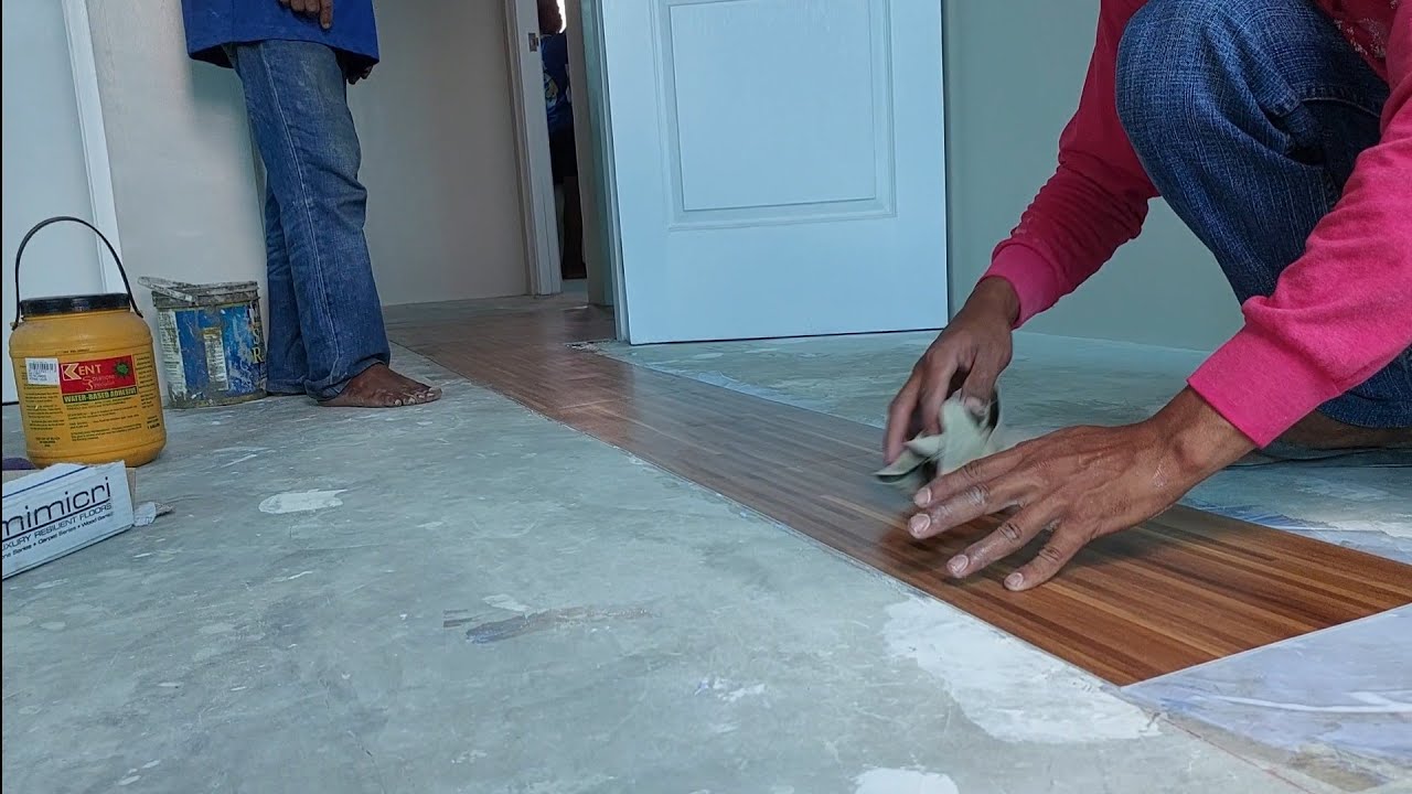 Bakit ginagamitan ng pandikit ito?#vinyl tile installation. - YouTube