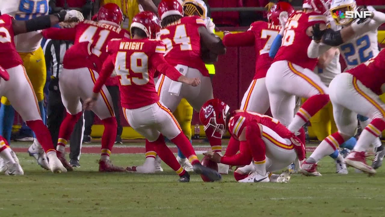 Chiefs doink in game-winning FG to clinch 9th straight AFC West crown ...
