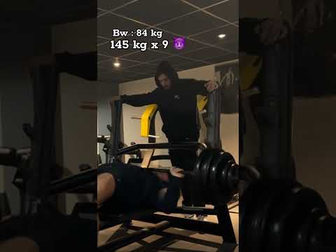 Bench press 145 kg x 9 - YouTube
