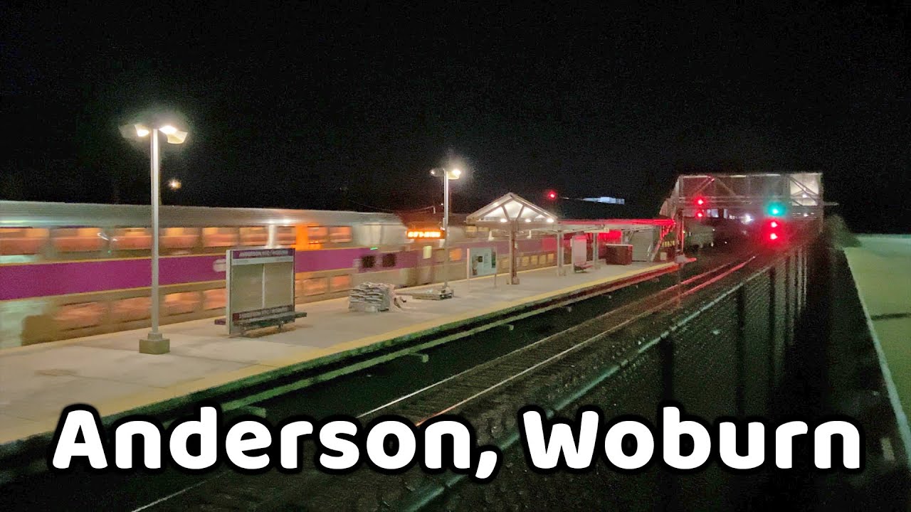 Fast Train Flies Through Anderson Station in Woburn - YouTube