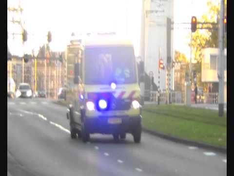A1 AMBU 17-176 EN 17-302 (MICU) met spoed naar EMC Rotterdam - YouTube
