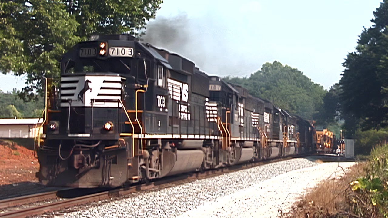 NS GP60 #7103 leads NS #347 at Foss, Georgia - 6/8/06 (Topaz VAI 720p60 Upload) - YouTube
