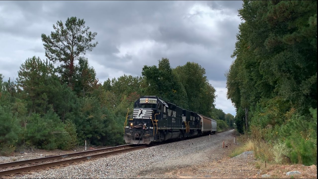 NS 3071 Leads P52 (NB) Thru Norcross, GA 10/16/2023 - YouTube