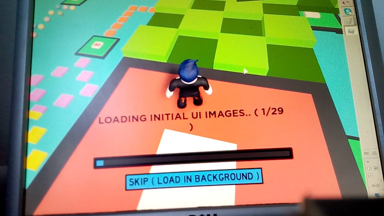 Luam un nou schin pe roblox hide and seek - YouTube