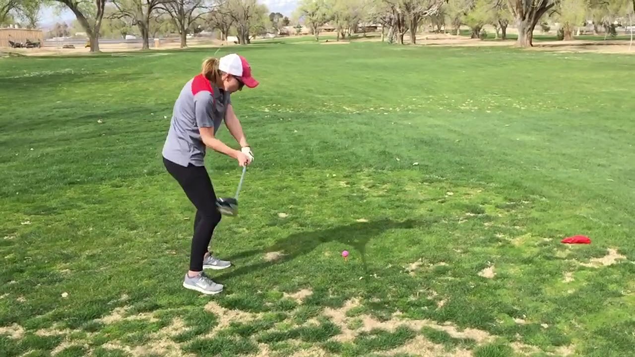 UNM North Golf Course Hole 7 tee shot - YouTube