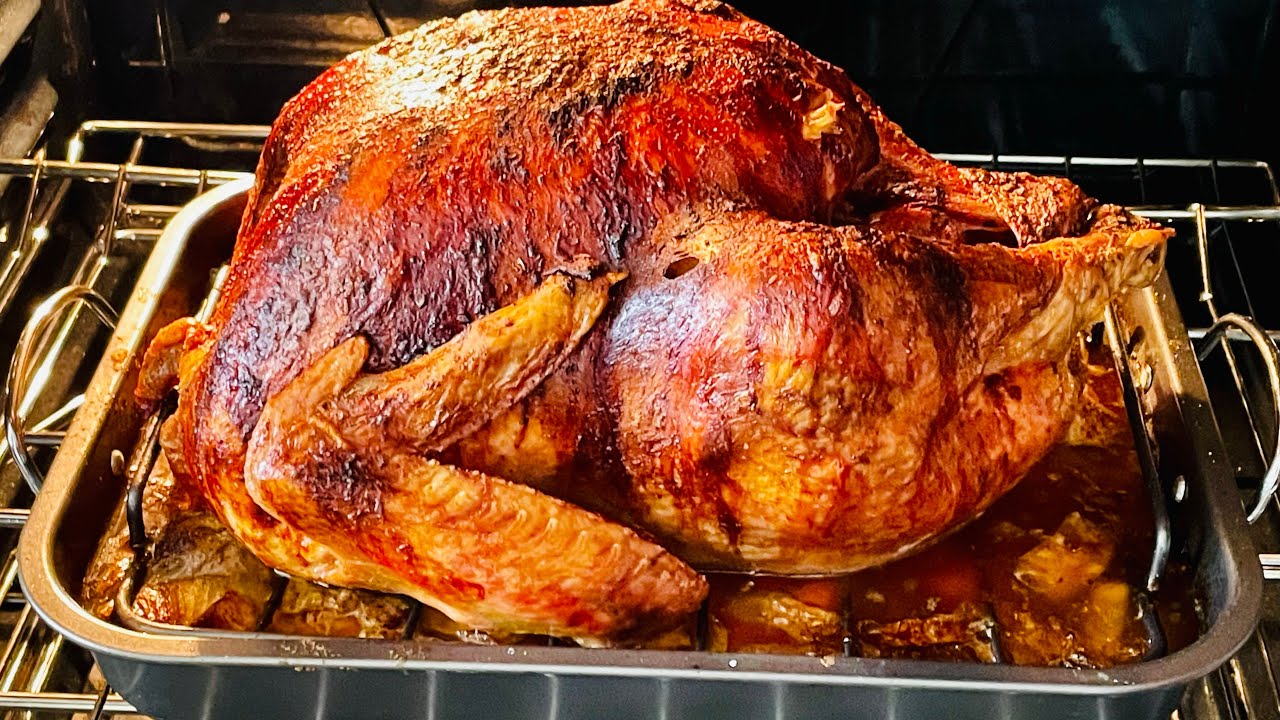 Our Thanksgiving day|| Thanksgiving Dinner|| Roast Turkey - YouTube