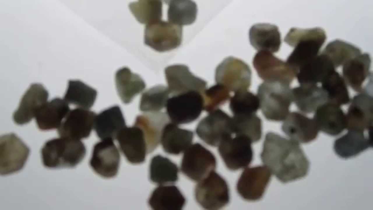 Quartz vs. Sapphire - YouTube