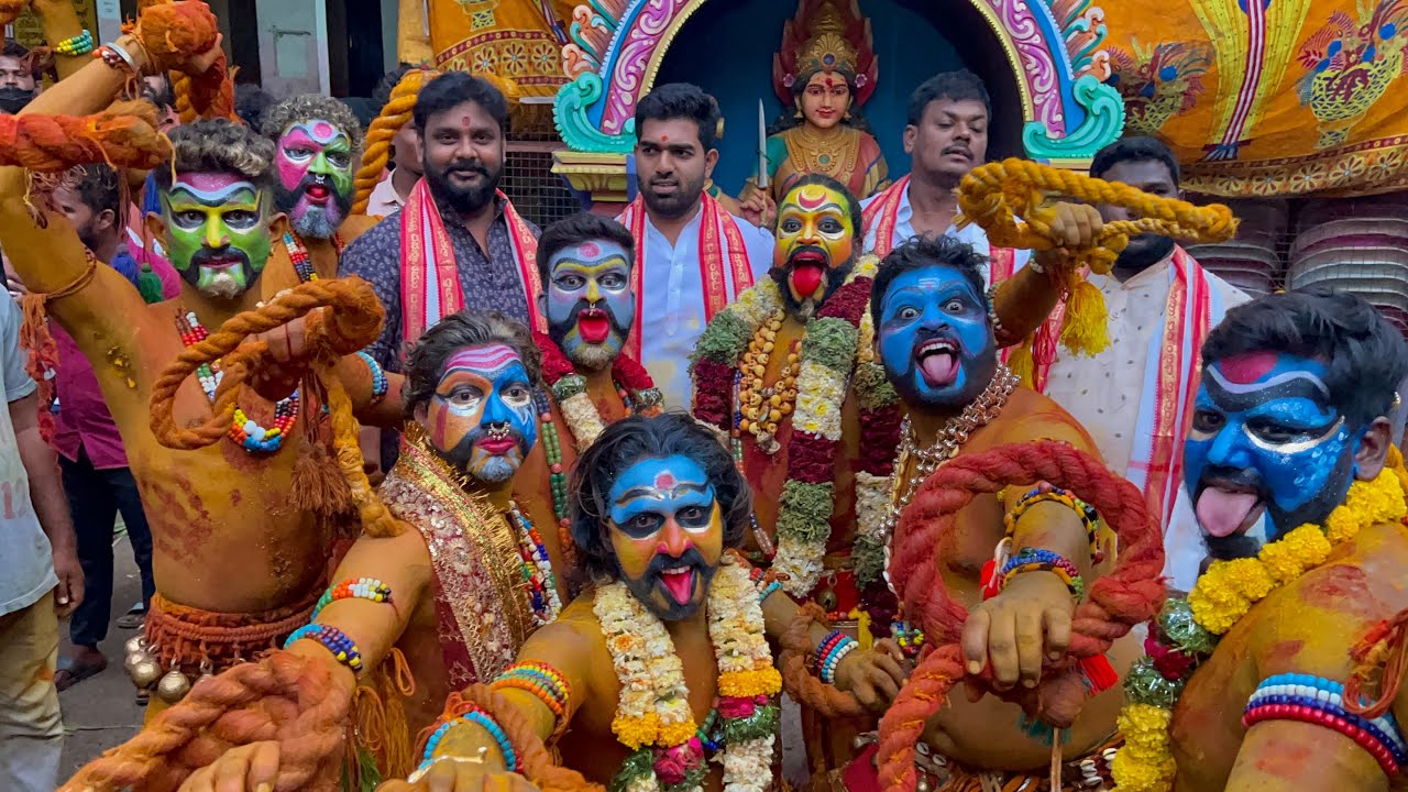 Talwar Shiva Potharaju Gavu at Balkampet Bonalu | Talwar Shiva ...