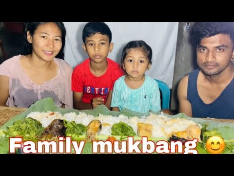 Family mukbang 😊 - YouTube