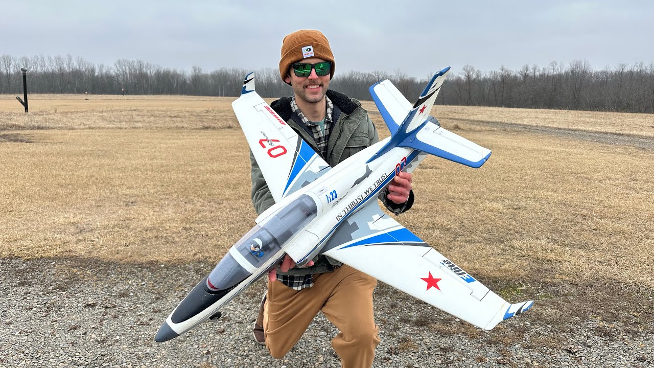 Flying a RC Jet for the first time! - YouTube