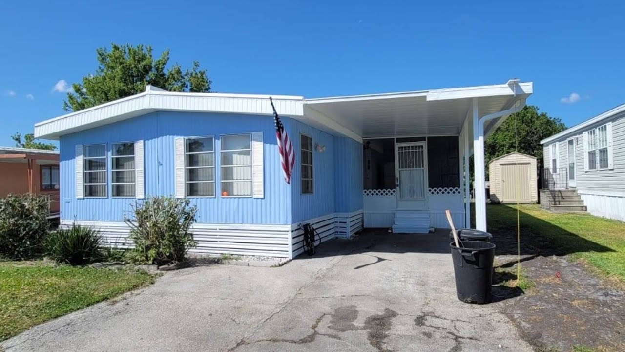 Beautiful Mobile Home In a highly desirable location - YouTube