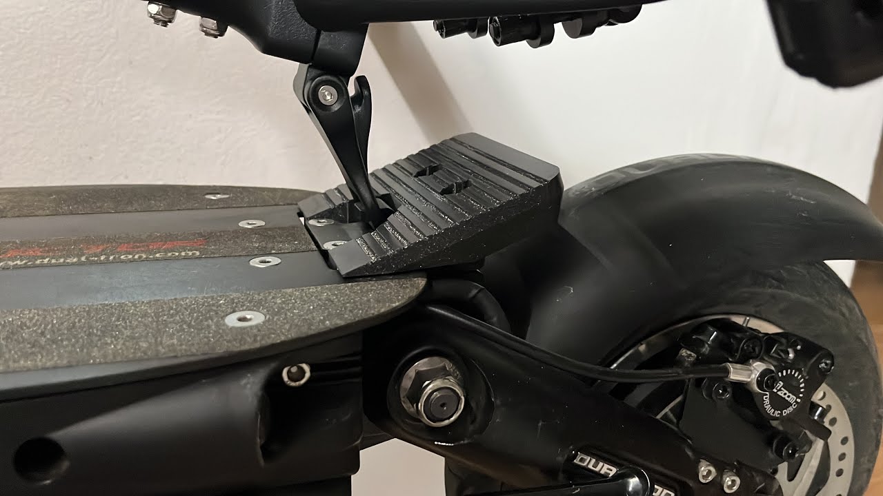 Minimotors Dualtron - 3D printed foot rest - YouTube