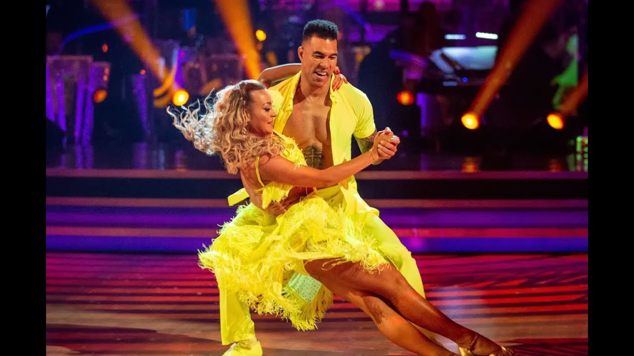 Latin Cuban Salsa Dancers Show and Roving Entertainment Adelaide - YouTube