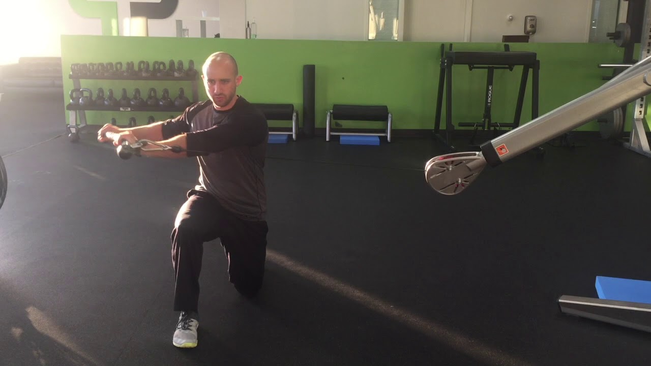Half-Kneeling Anti-Rotation Cable Chop - YouTube