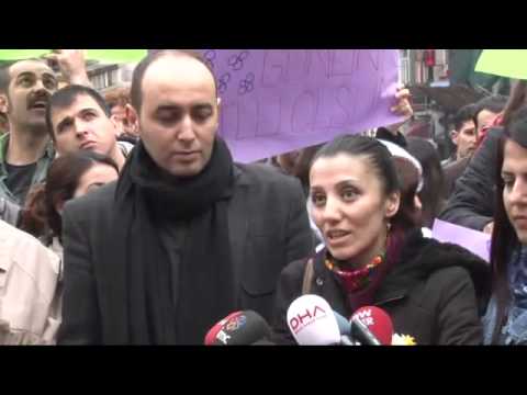 Mülkiye Kılınç, ikizlerinin cezaevinde büyümemesi için eylem yaptı