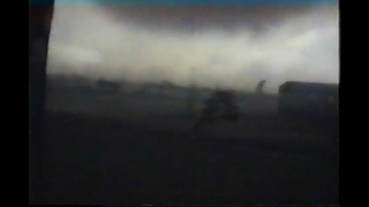 Fritch, Texas Tornado Of 1992 - YouTube