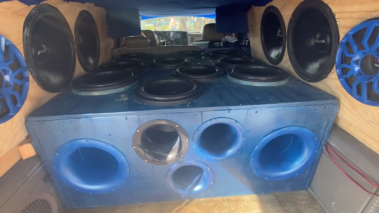 DIFFERENT SOUND IN THIS? UNIQUE SYSTEM PLAYS 2 SONGS - YouTube