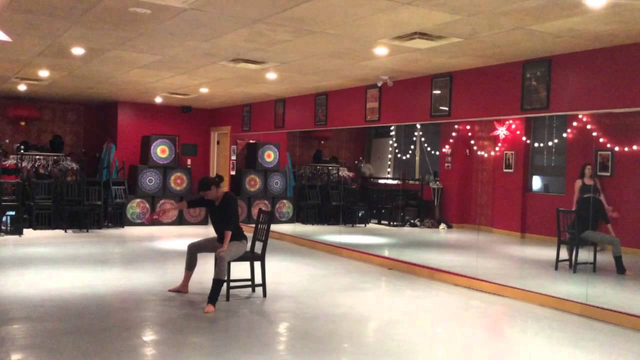 Be Italian burlesque - YouTube