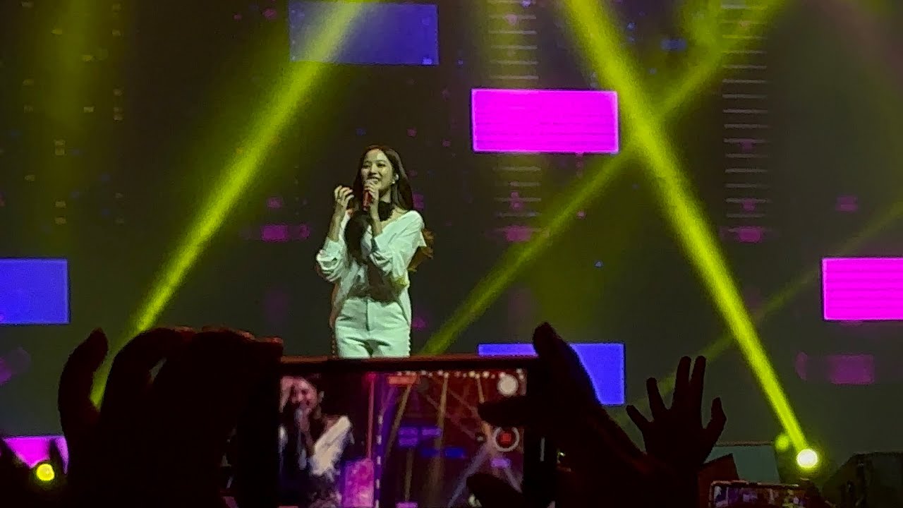 [FreenBecky] Order from my heart performed by Freen Sarocha at the ...