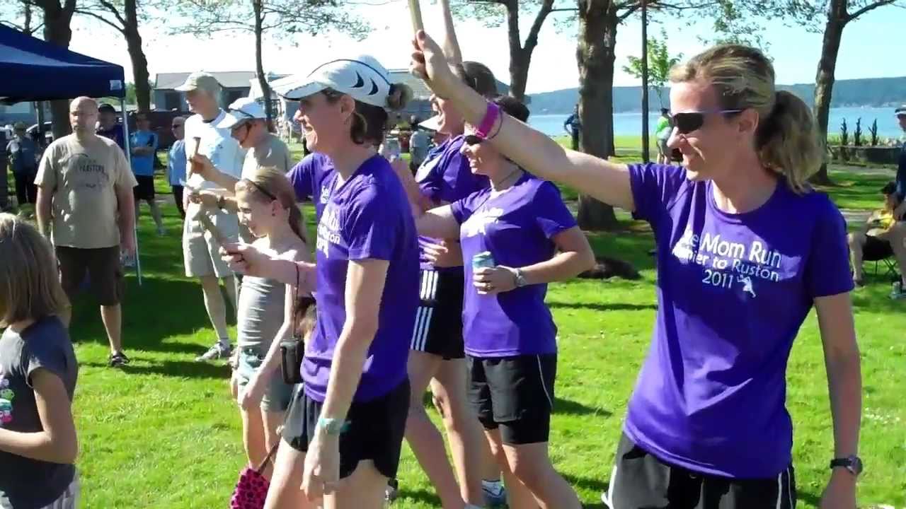 See Mom Run - Rainier to Ruston Relay 2011 - YouTube