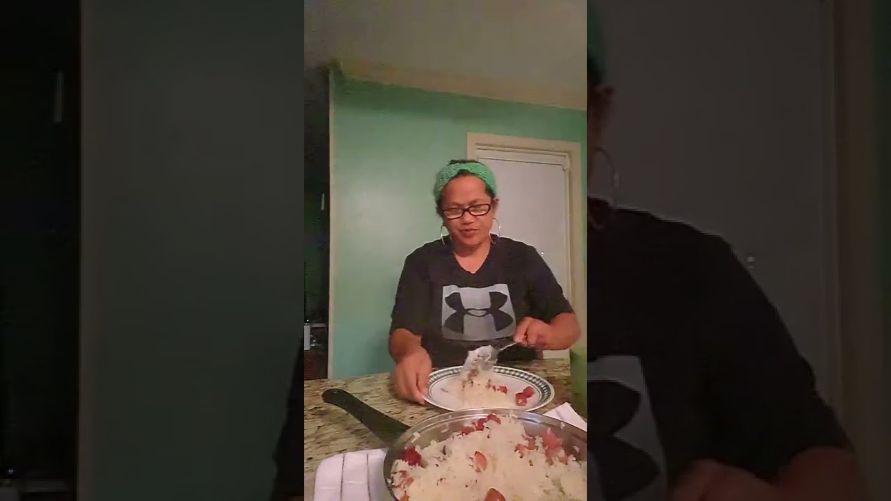 Delicious Filipino breakfast,sinangag na bahaw na Kanin . - YouTube