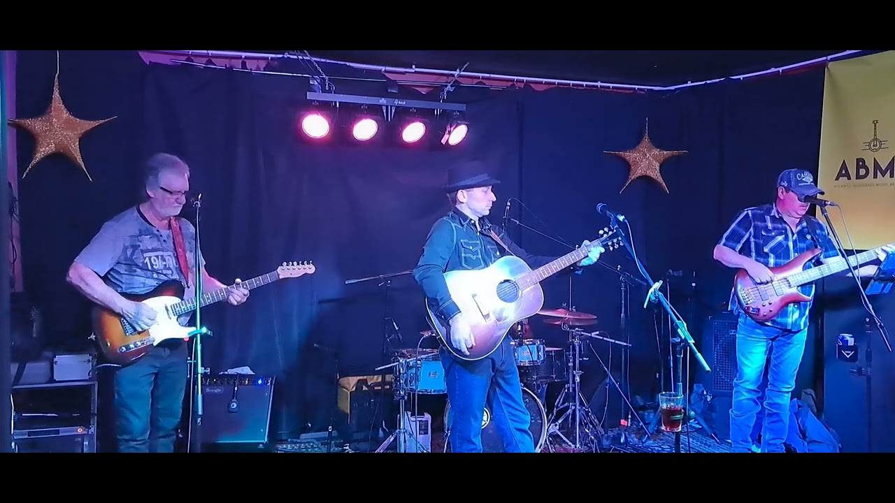 7.(Rose Colored Glasses) James Despres At The Paysan Fri Jan 31st 2025 ...