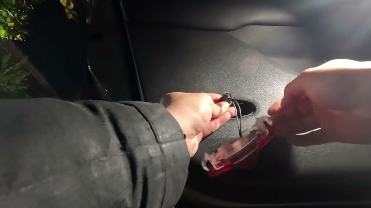 QM6 도어램프 DIY - YouTube