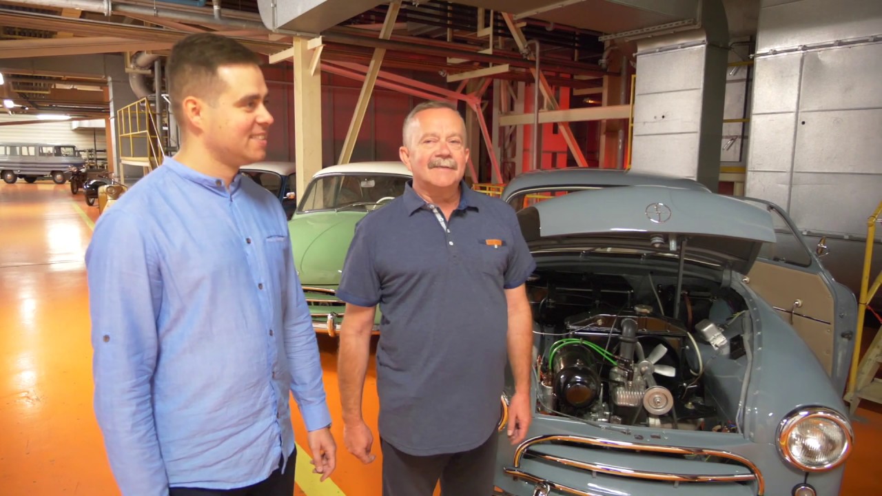 Syrena 100 - Klasyki w FSO - Wystawa Motoryzacji w Fabryce - YouTube