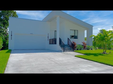 3205 Karen Dr, Naples, FL 34112 • MVP REALTY • (239)238-6680 Tomas ...