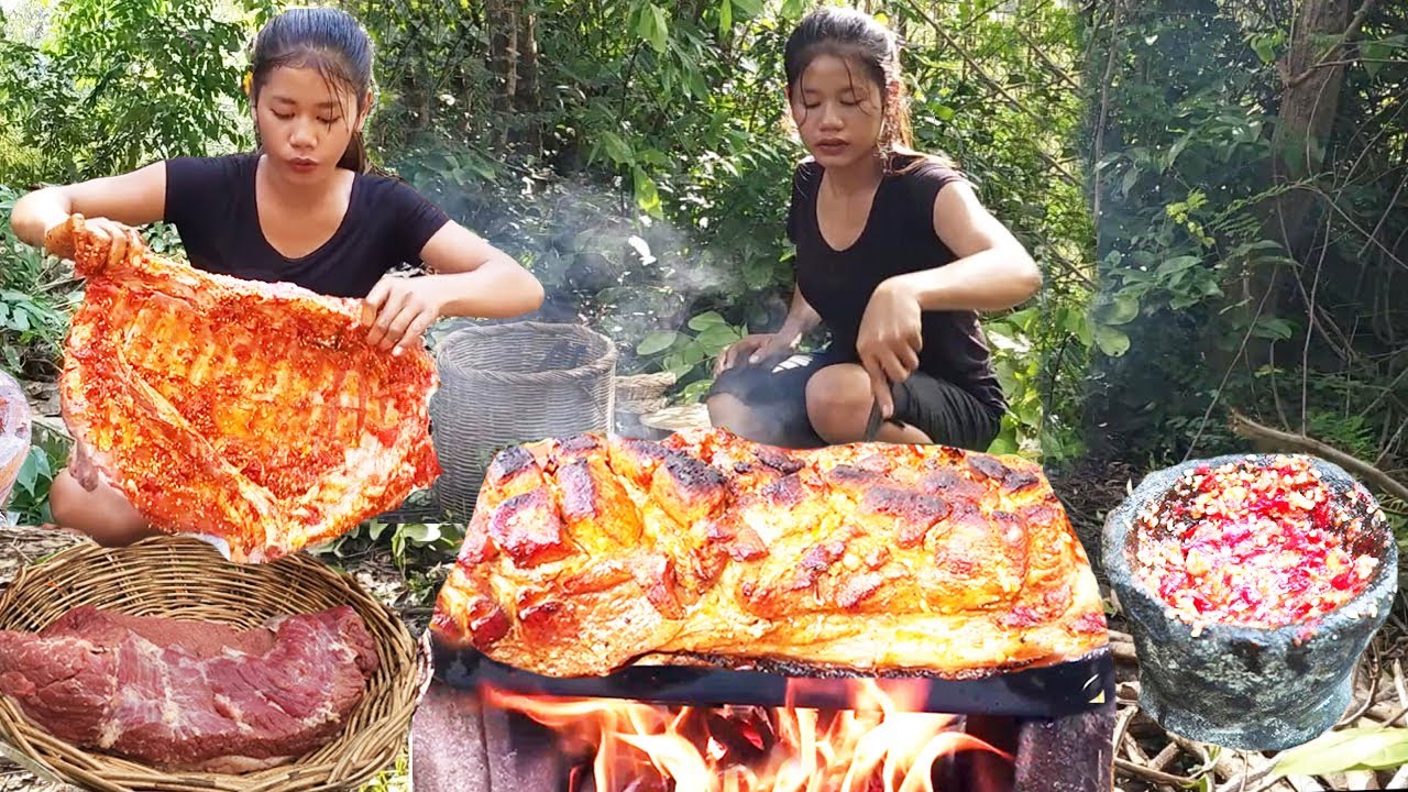 Yummy Cooking Pork ribs using spicy recipe for jungle food & Eating ...