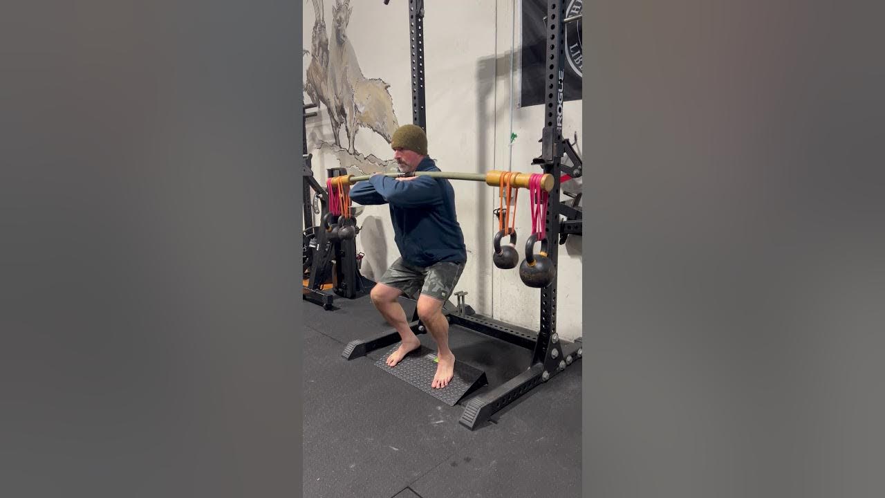 Earthquake Bar Front Squats | Tempo Training - YouTube