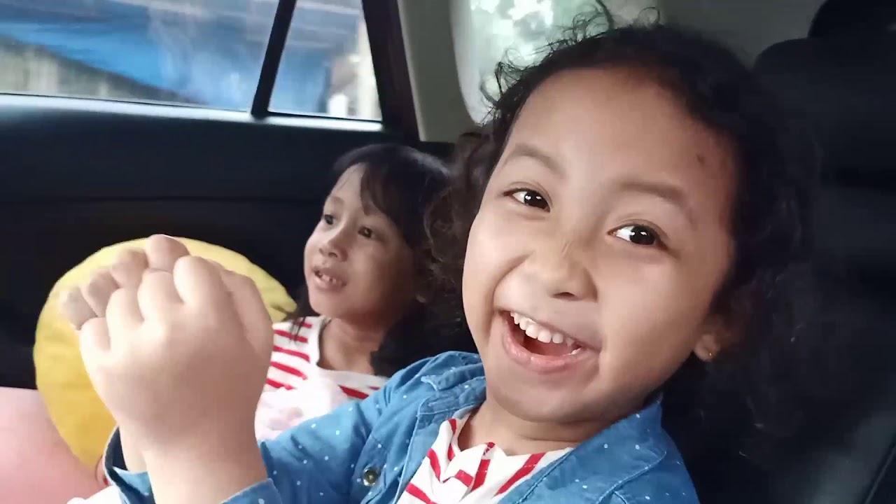 Jalan-jalan ke Puncak Bogor Part 2 | Villa Rohman | Main Slime Warnai ...