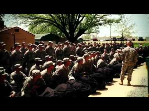 U.S Army Basic Training Day One (Αμερικανικος Στρατος 1η μερα) - YouTube