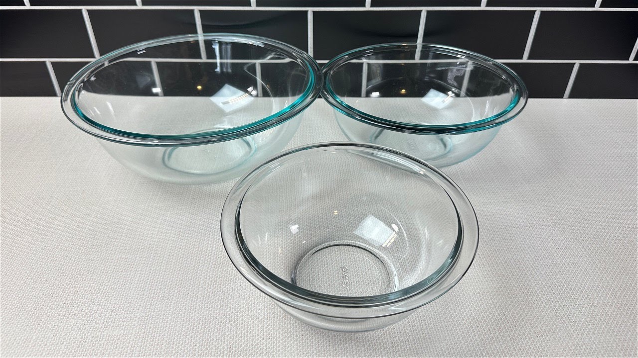 Pyrex Glass 3 Piece Mixing Bowl Set - YouTube