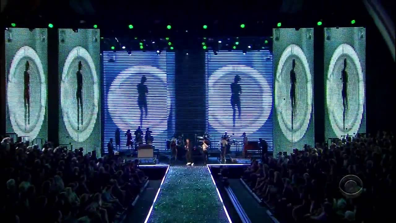 Justin Timberlake My Love+Lovestoned Victoria's Secret Fashion Show ...
