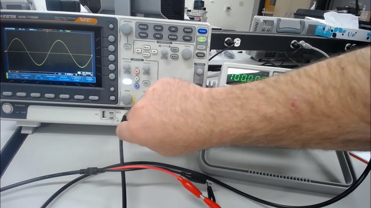 Basic Function Generator and Oscilloscope Use - YouTube