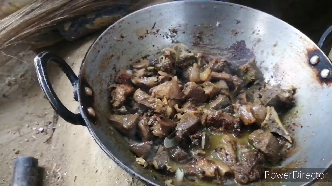 Cooking buff curry. ... Raga ko masuu - YouTube