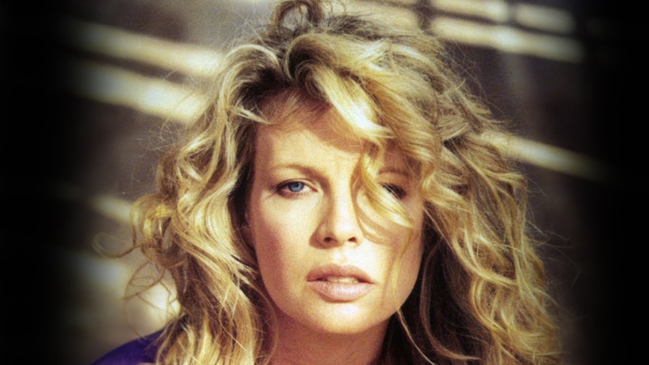 SEXY KIM BASINGER PHOTOS: Pantyhose, Stockings, Tights,Heels, Mini ...