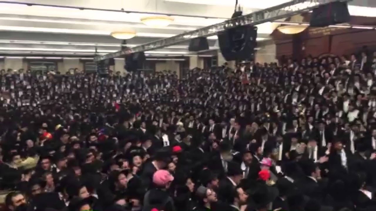 BMG Purim 2016 Brodt Family Singing - YouTube