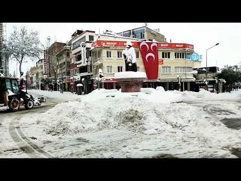 KAR KÜREME VE TUZLAMA (DİĞER İLLERDE - ADIYAMAN'DA) #komik #tiktok
